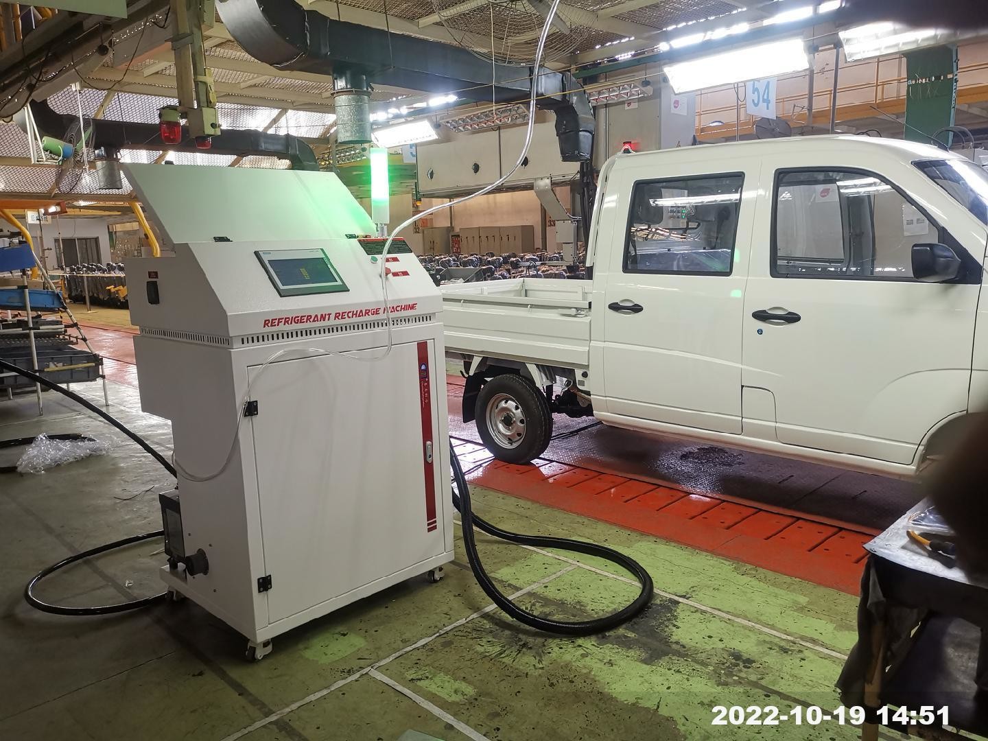 R134a R600 Refrigerant Charging Station Auto Refrigerant Filling Machine